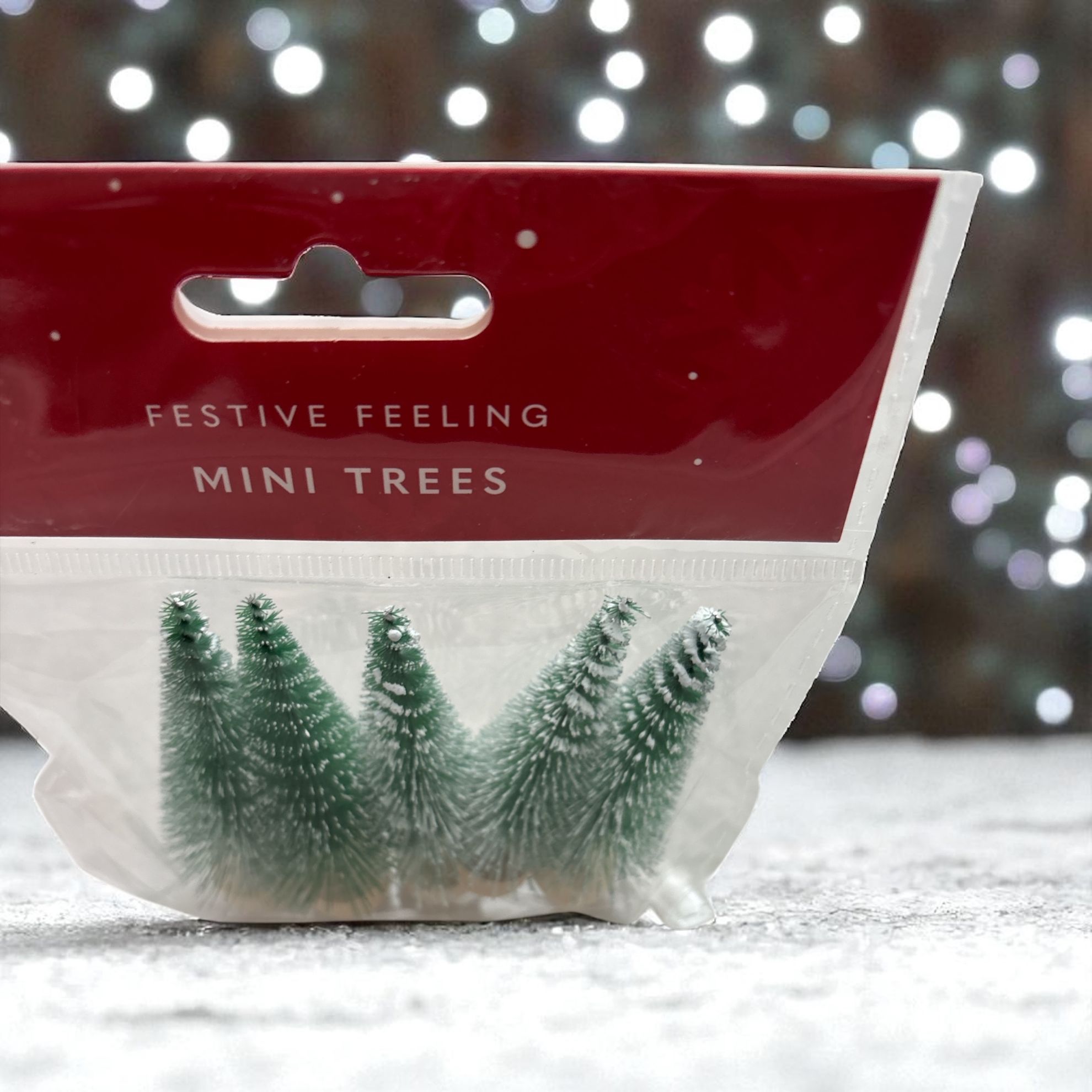 EmskisWorld. 5 x Mini Artificial Christmas Trees Realistic Tabletop ...